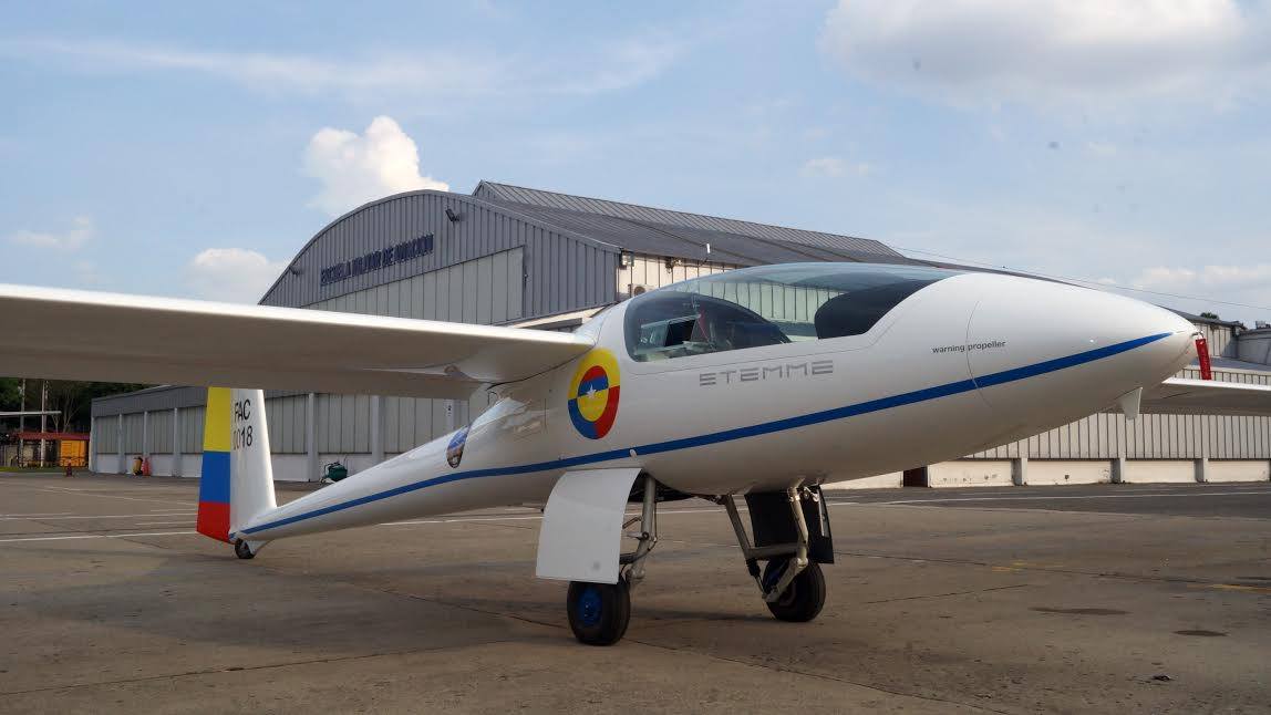 Así son los nuevos planeadores Stemme S-10 VT de la Fuerza Aérea ...