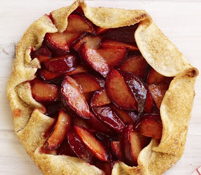 Lindaraxa: Rustic Plum Tart