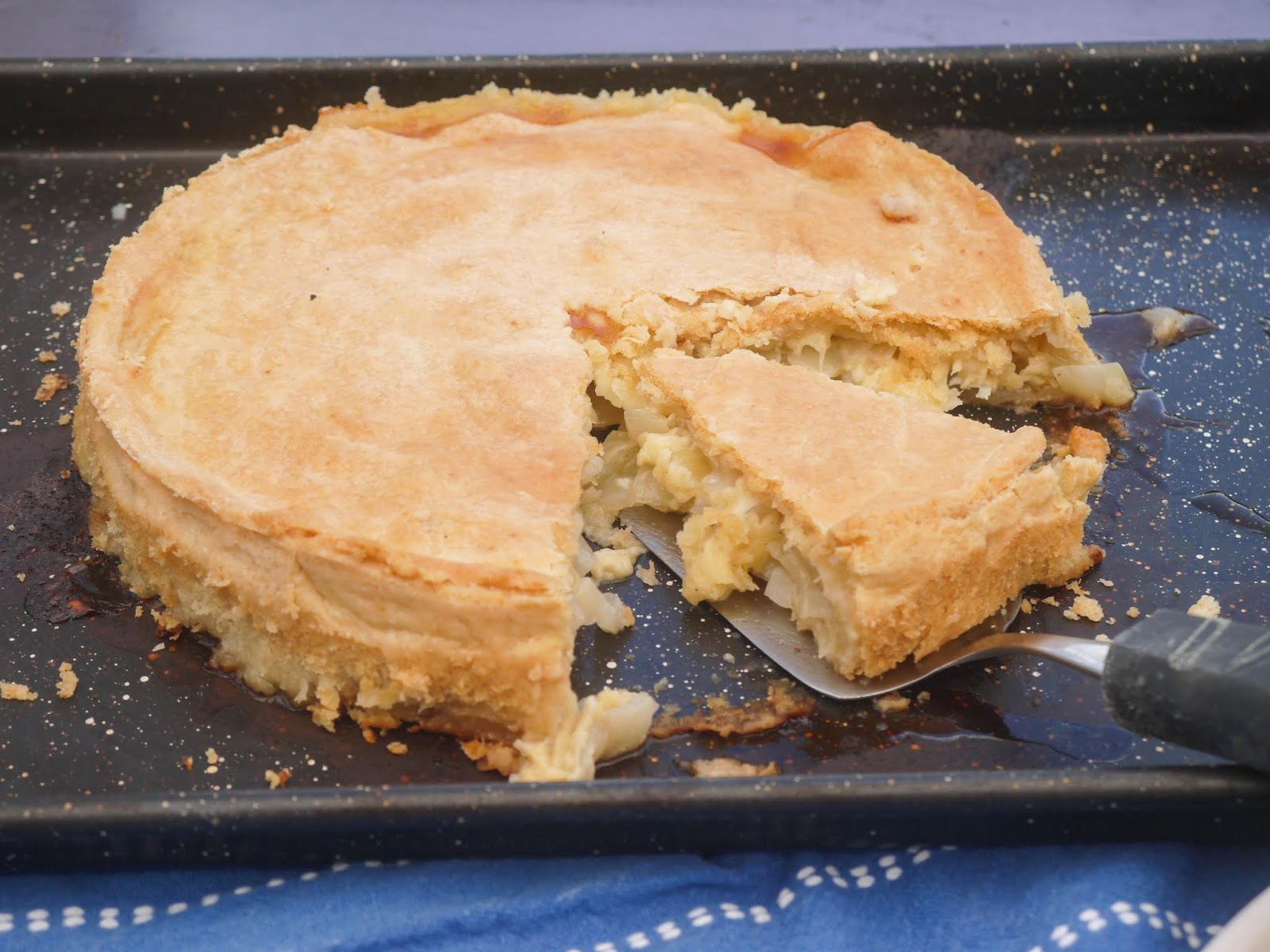 This Muslim Girl Bakes: Cheese and Onion Pie.