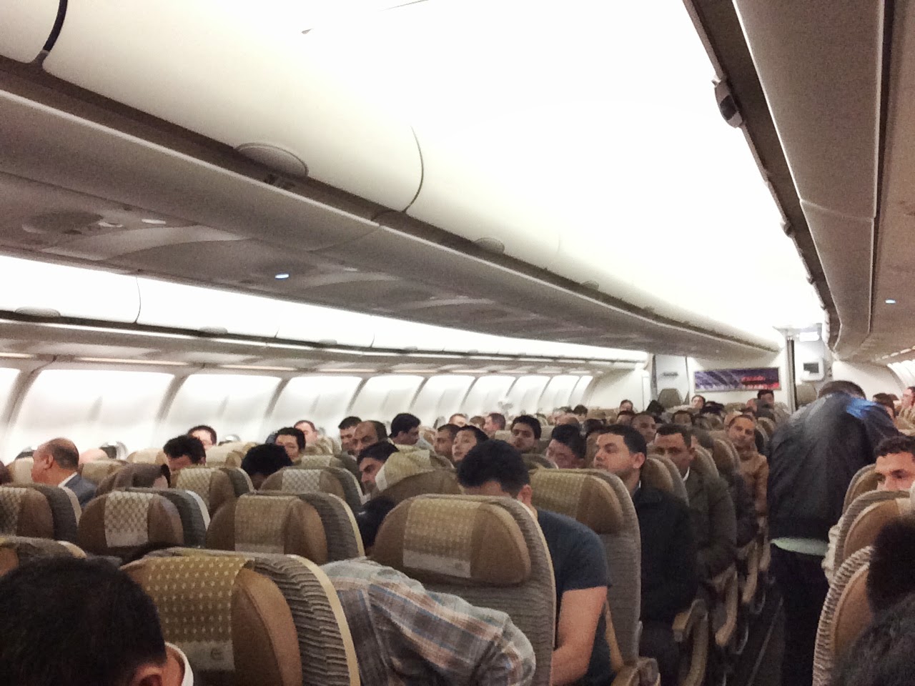 2014 飛行紀錄 俄羅斯航空+阿提哈德 SU & EY ECONOMY CLASS | Moving Traveler