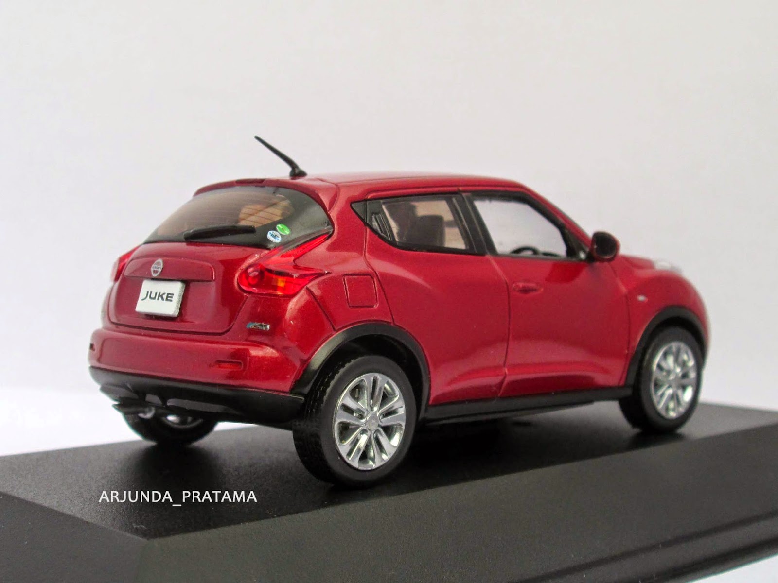 Rodz garage: Preview Detail Diecast Nissan Juke 2010 "RED" by J ...