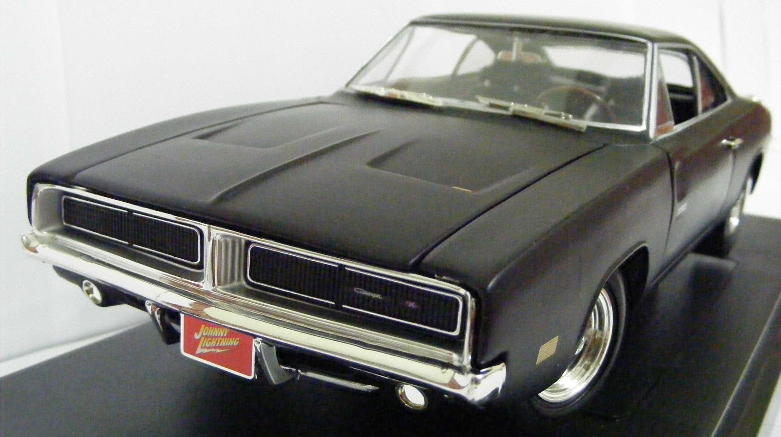 Hobilerimiz: Johnny Lightning 68' Dodge Charger R/T 1:18 Diecast Metal ...