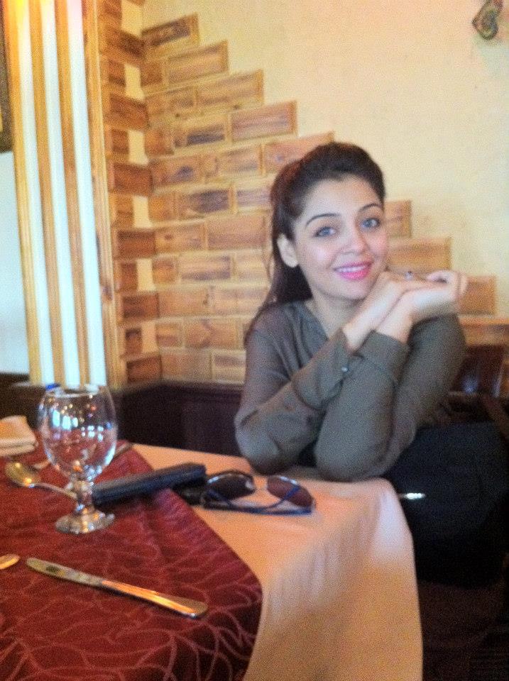 Fashion Hang out : Saima Baloch - Model and Actress