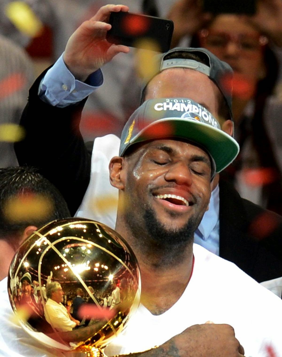 Journalism or Bust!: The "Abdicator" Returns