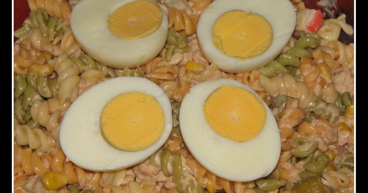 Ensalada de pasta con salsa rosa