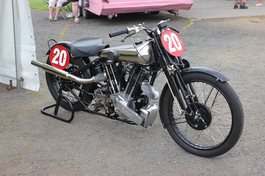 The Velobanjogent: Pukekohe New Zealand 2012.....the first part of a ...