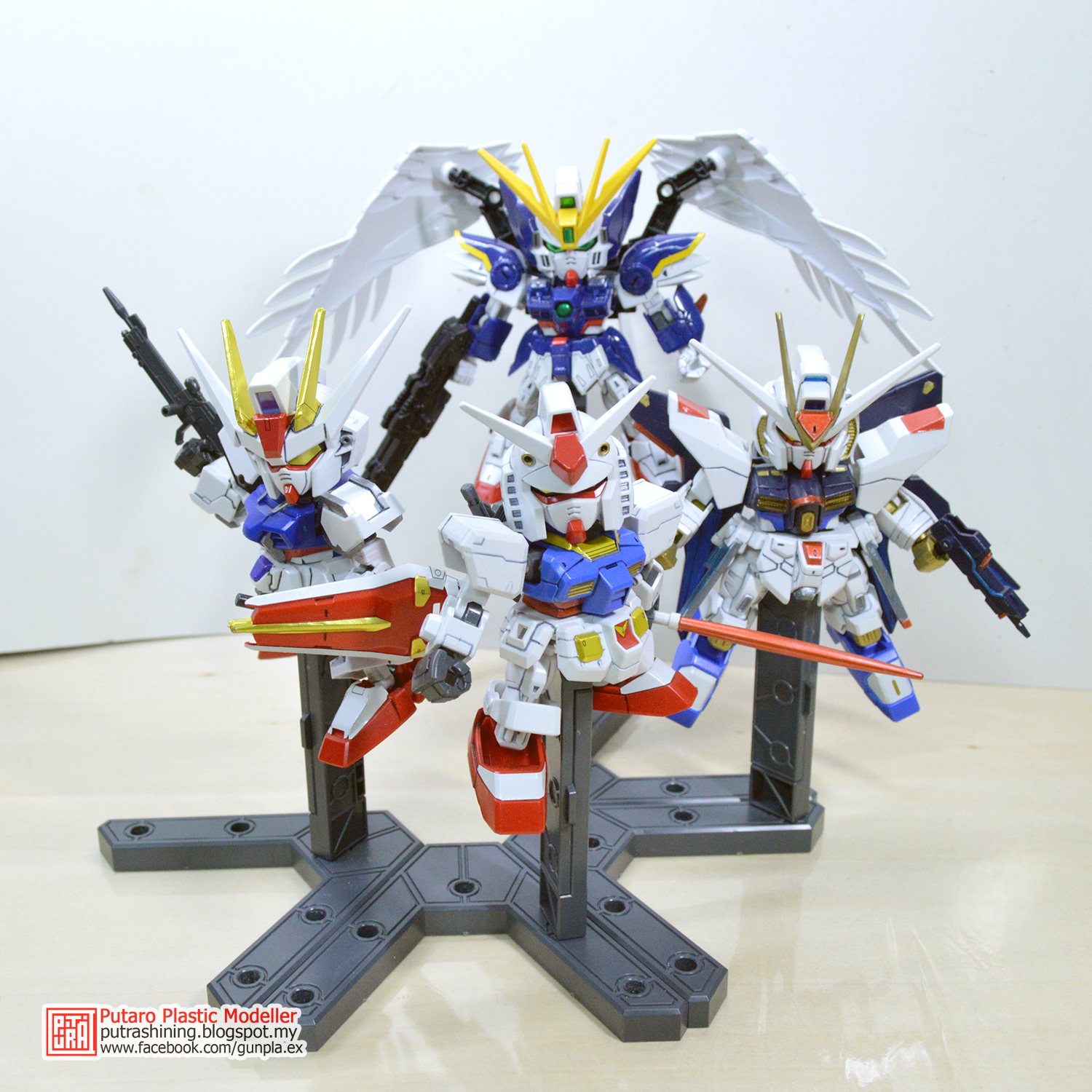 BANDAI ACTION BASE mini - REVIEW