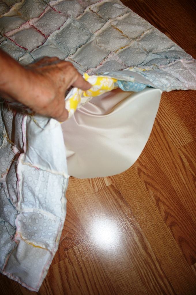 Buzzing and Bumbling: Puff or Biscuit Quilt Tutorial - Part 2