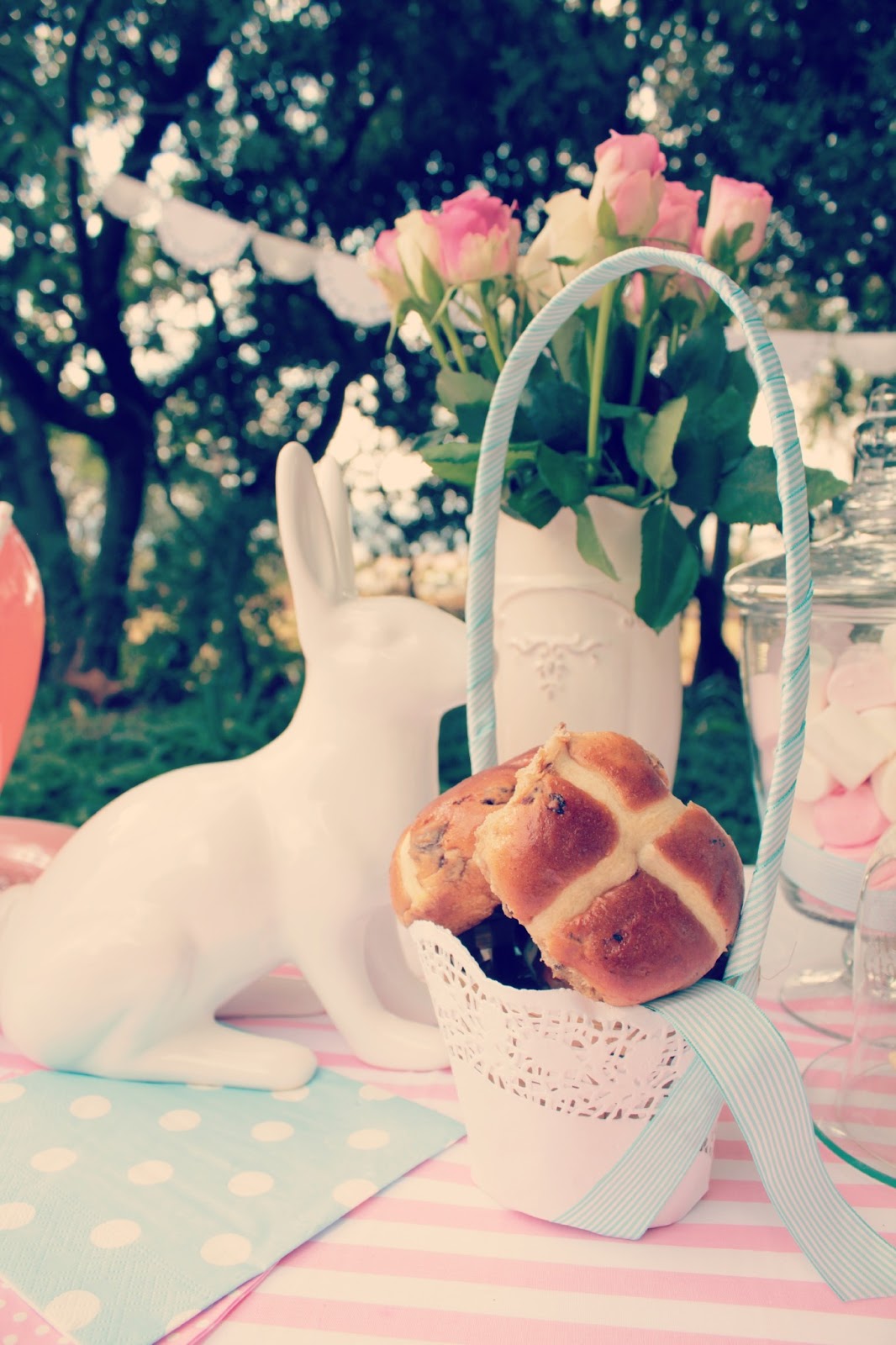 Just Darling Easter Candy Table 5175