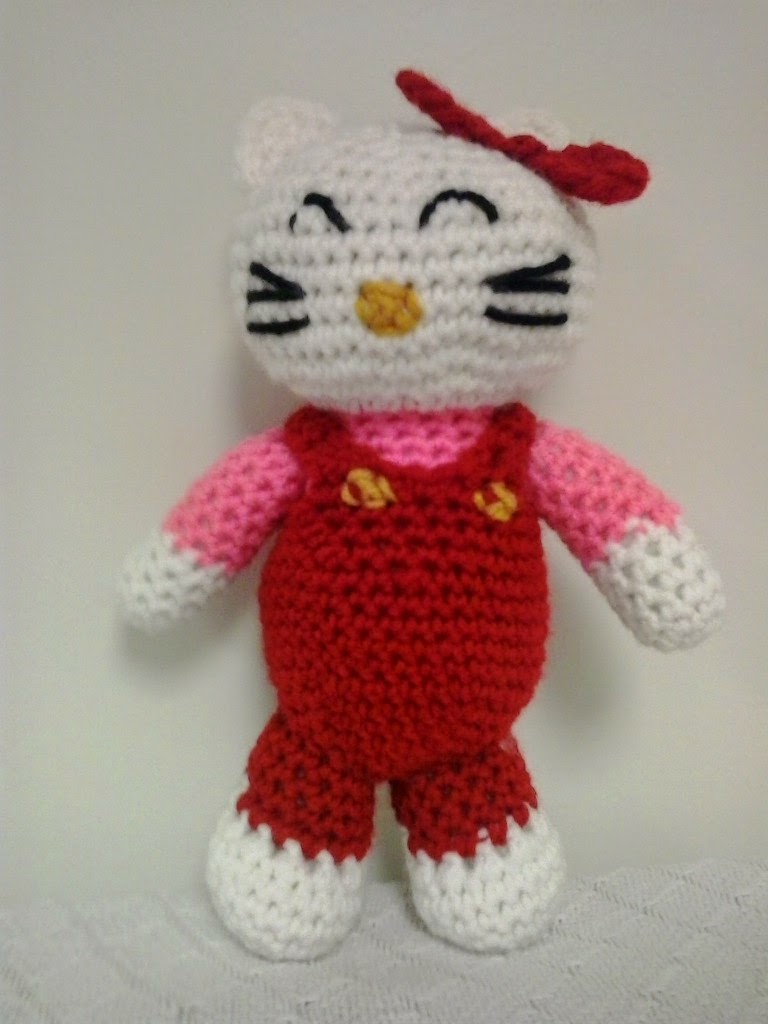 Crochet Fanatic: HELLO KITTY