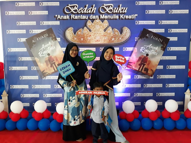 Bedah Buku Anak Rantau di Lampung dan Tips Menulis Novel Ala A. Fuadi ...