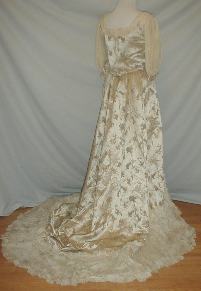 All The Pretty Dresses: Early Edwardian Evening Dress