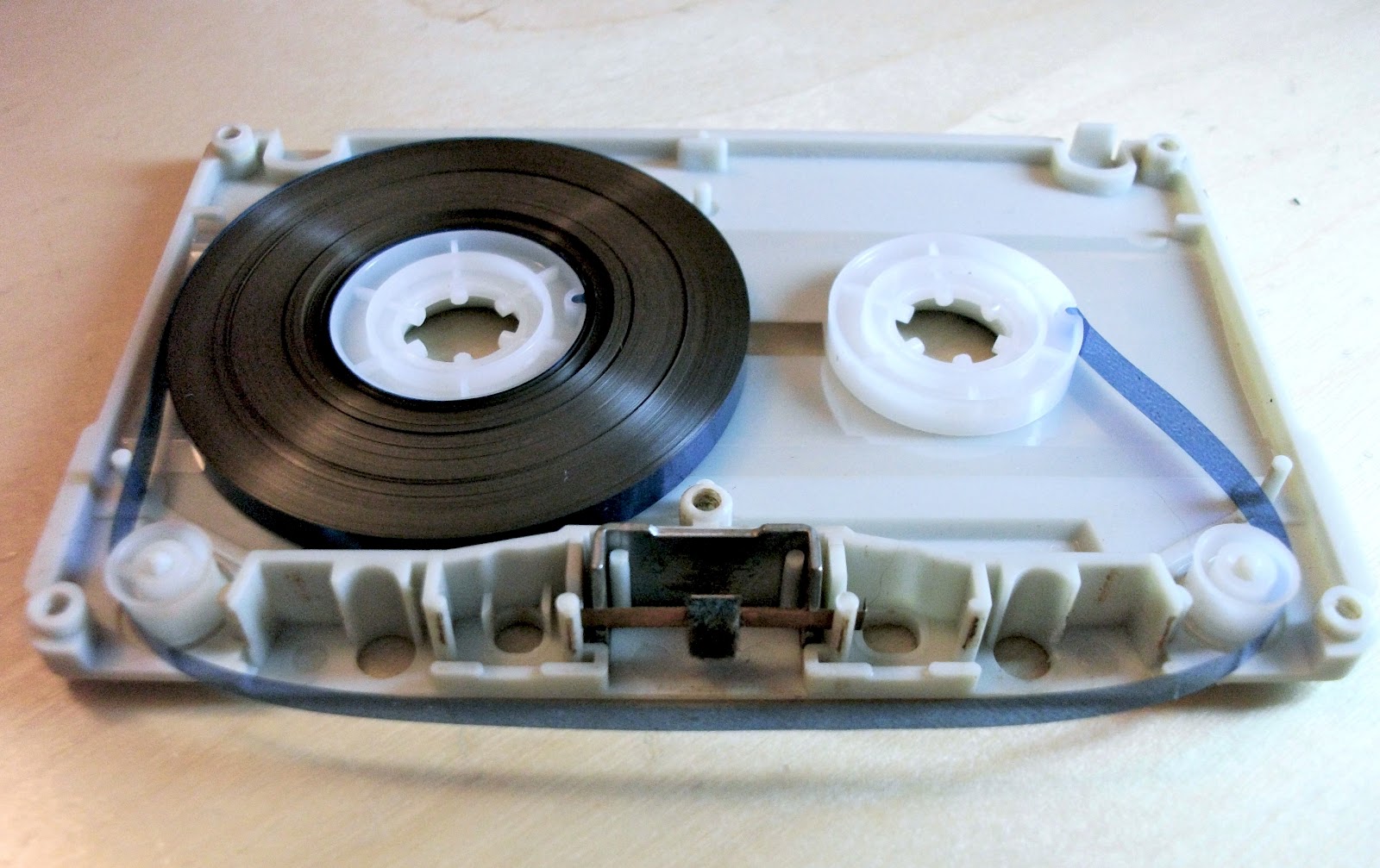 Musica & Memoria - Tecnologia & Mercato: Magia dell'analogico: le cassette