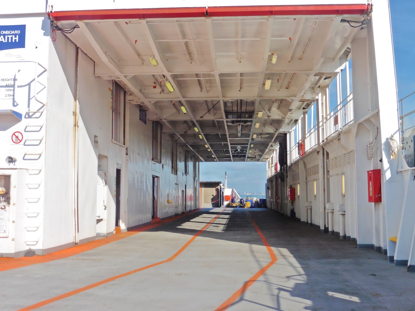 HAYNES WORLD: HOVERCRAFT & OTHER VESSELS Part 2 - Wightlink ferries