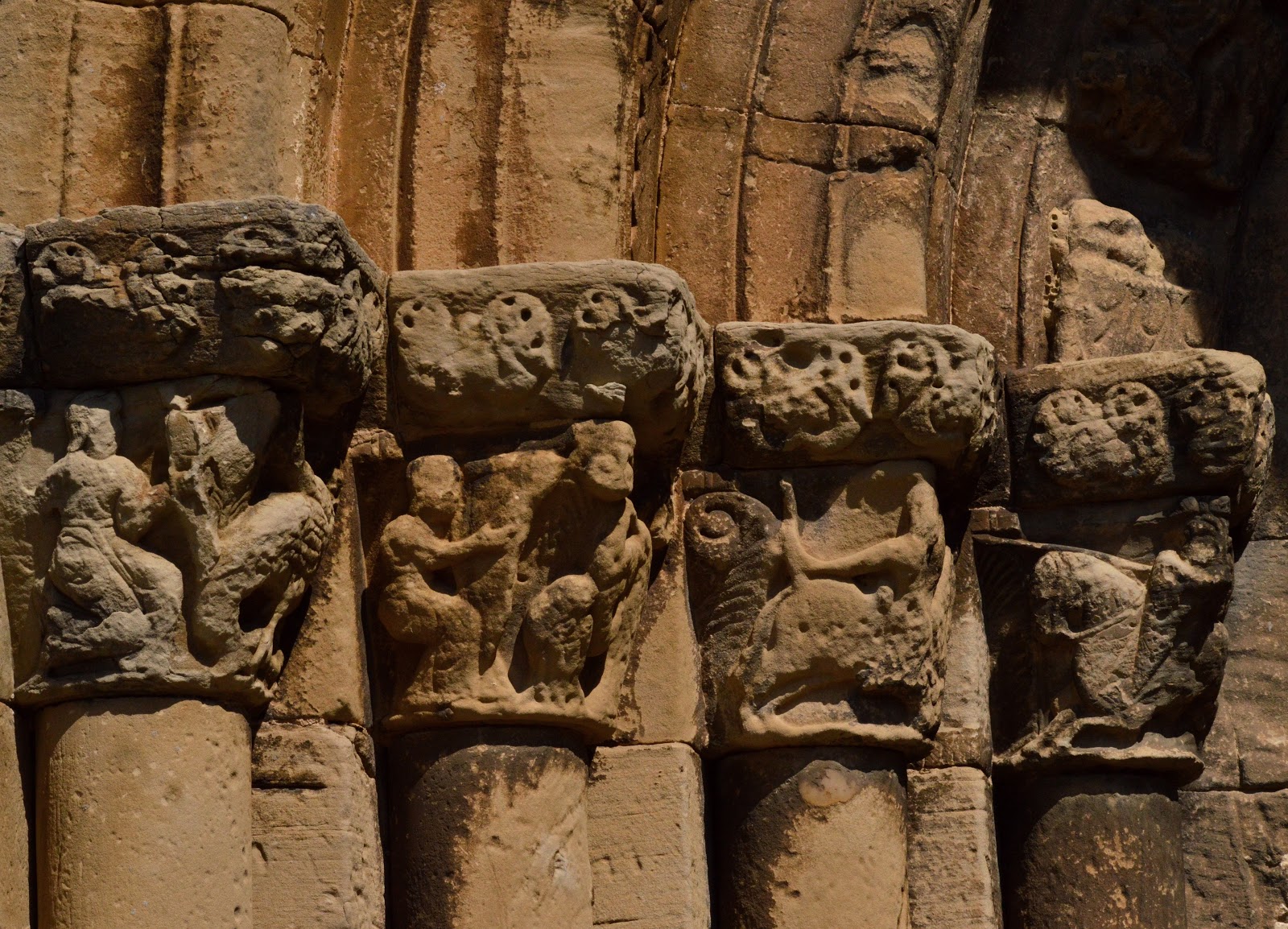 la cueva boreal: Iconografía musical-Las piedras cantan (3)