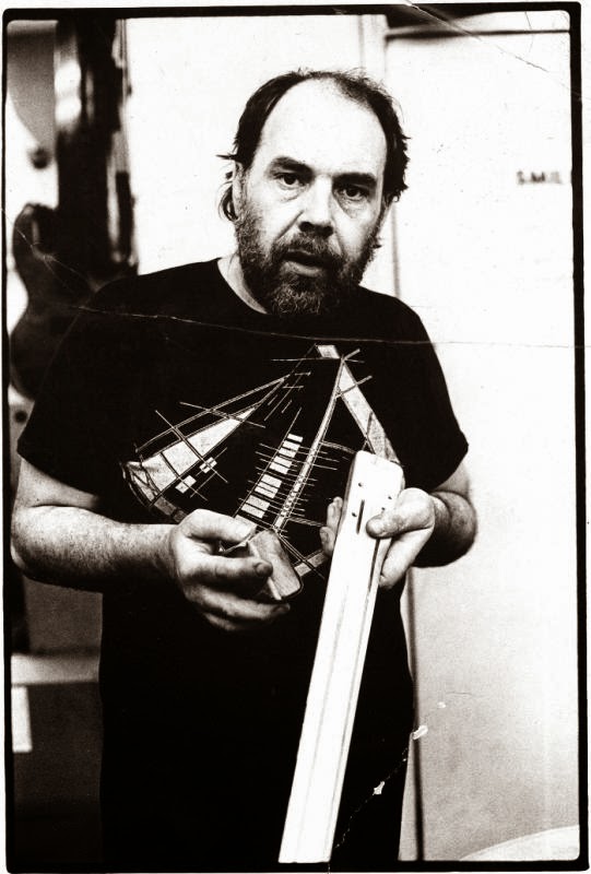 A HISTORY OF WAL BASSES: Photos of Ian "Wal" Waller and Pete "The Fish ...