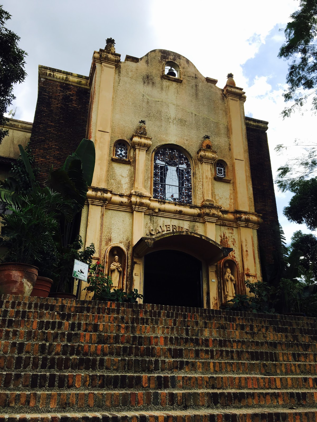 How to go Caleruega: A tour to Caleruega for less than 500 pesos