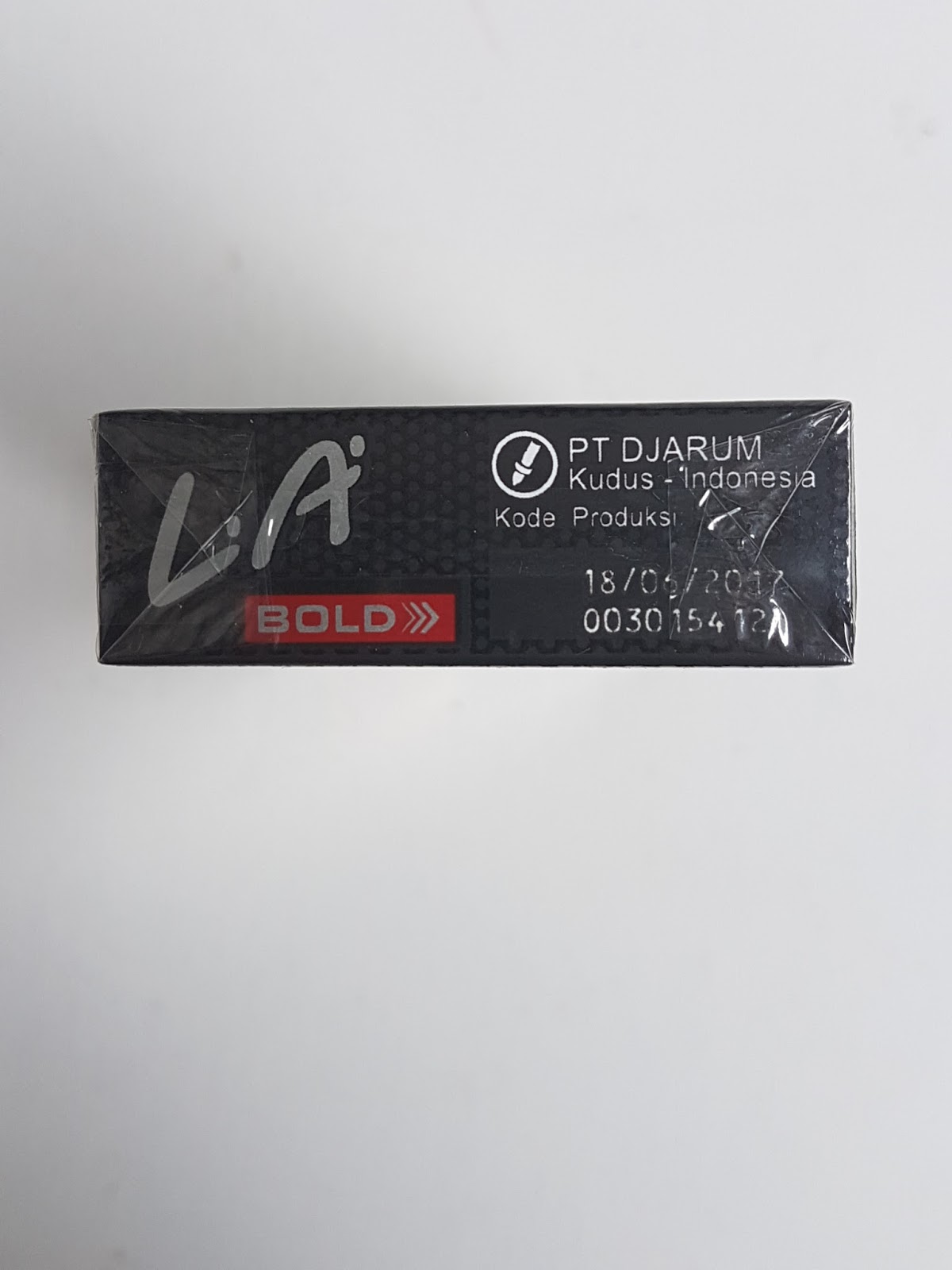 LA Bold isi 12 Batang, SKM LTLN Berjenis Bold Dengan Harga Murah dari ...