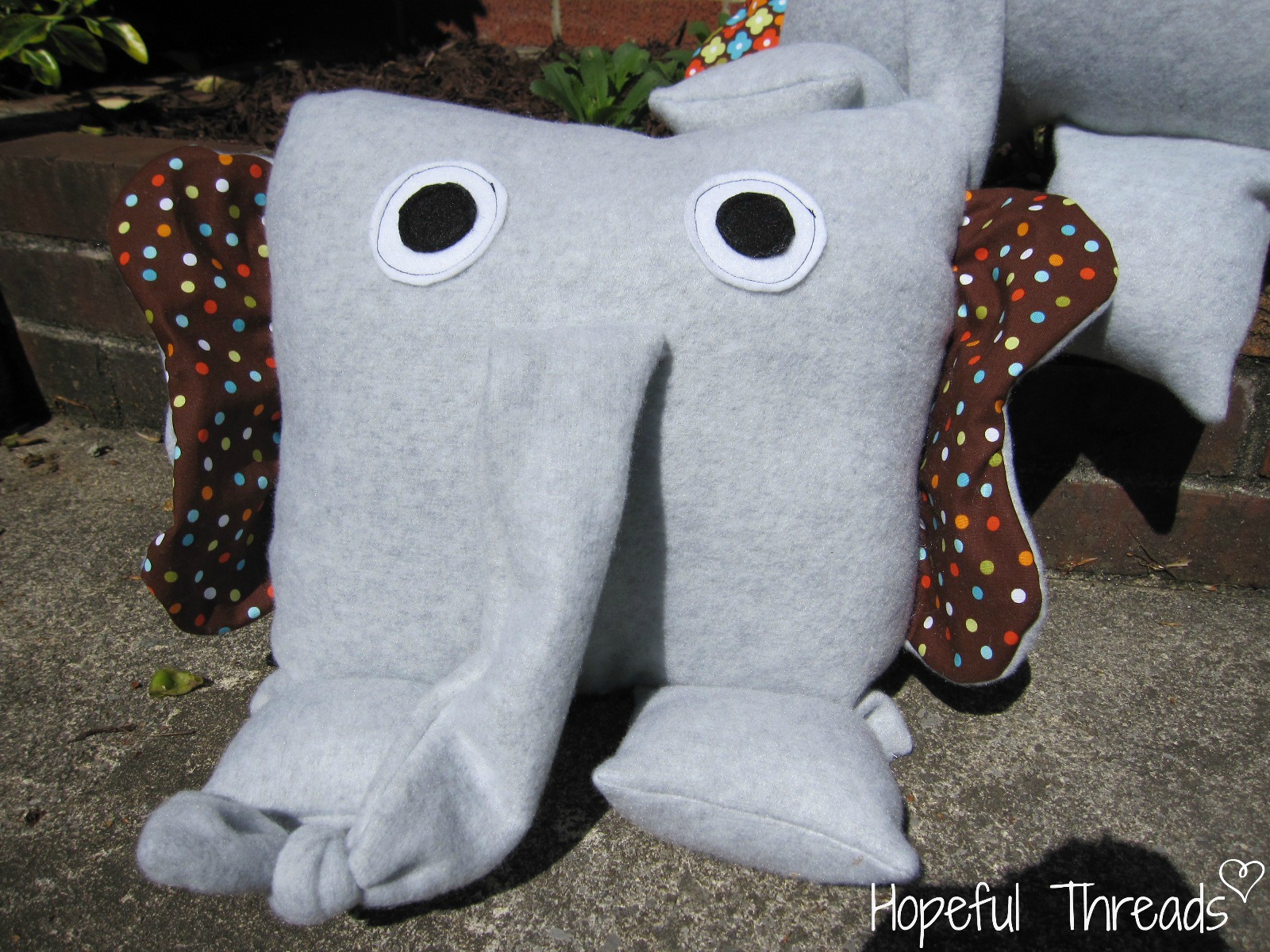 Hopeful Threads: Pattern Review - Elephant Pillow by Precious Patterns