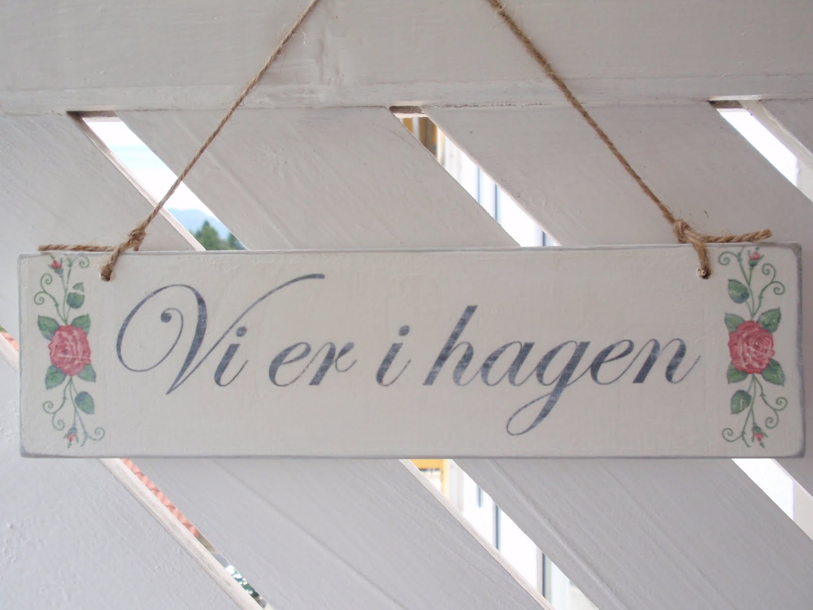 loftkroken: SKILT TIL HAGEN