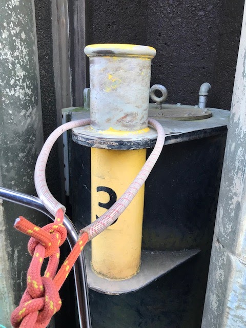 Gammel Dansk Blog: Floating Bollards