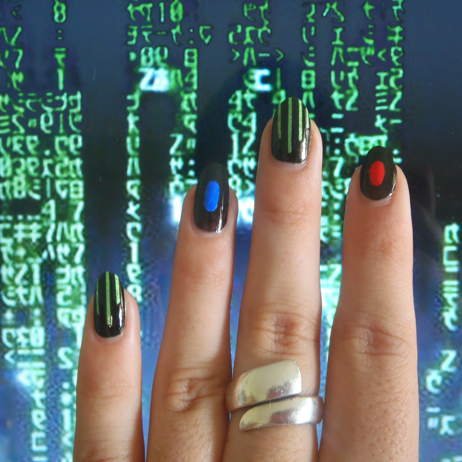 Gormay Nails: The Matrix nails