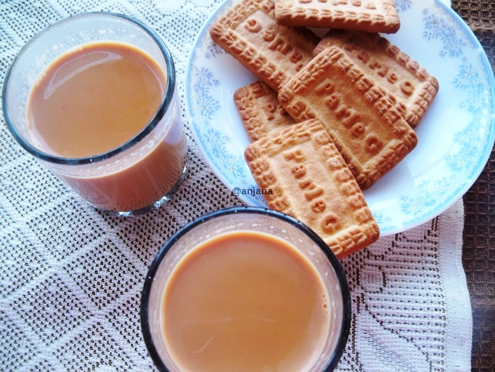 housewivesdiary: GINGER TEA/ADRAK WALI CHAI