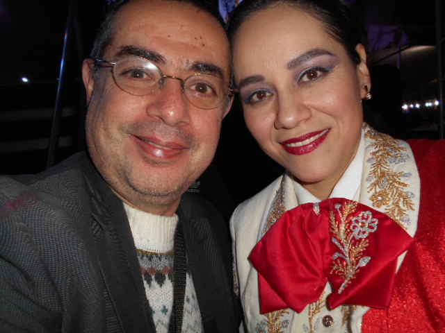 somos el espectador: EDITH ARACELI MAS QUE UNA VOZ CON MARIACHI