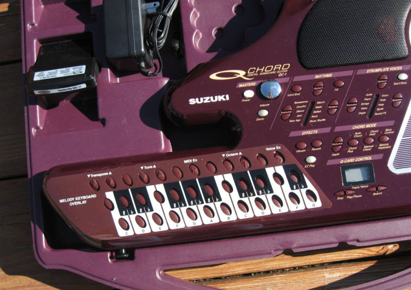 MATRIXSYNTH: Suzuki QC-1 Q-Chord Digital Songcard Guitar Synthesizer