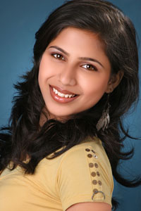 Vibha Anand Hot Bollywood Actress Wallpaper Free Download Mobile and ...