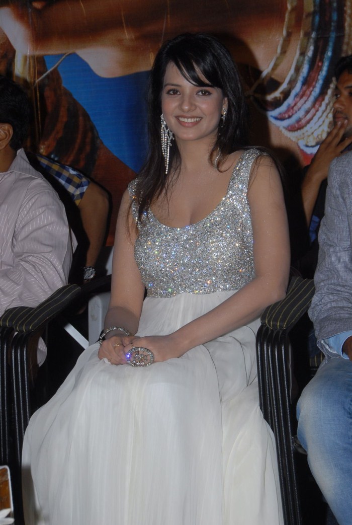 Tollywood Actress Photo Gallery Saloni Aswani Latest Hot Photos Stills