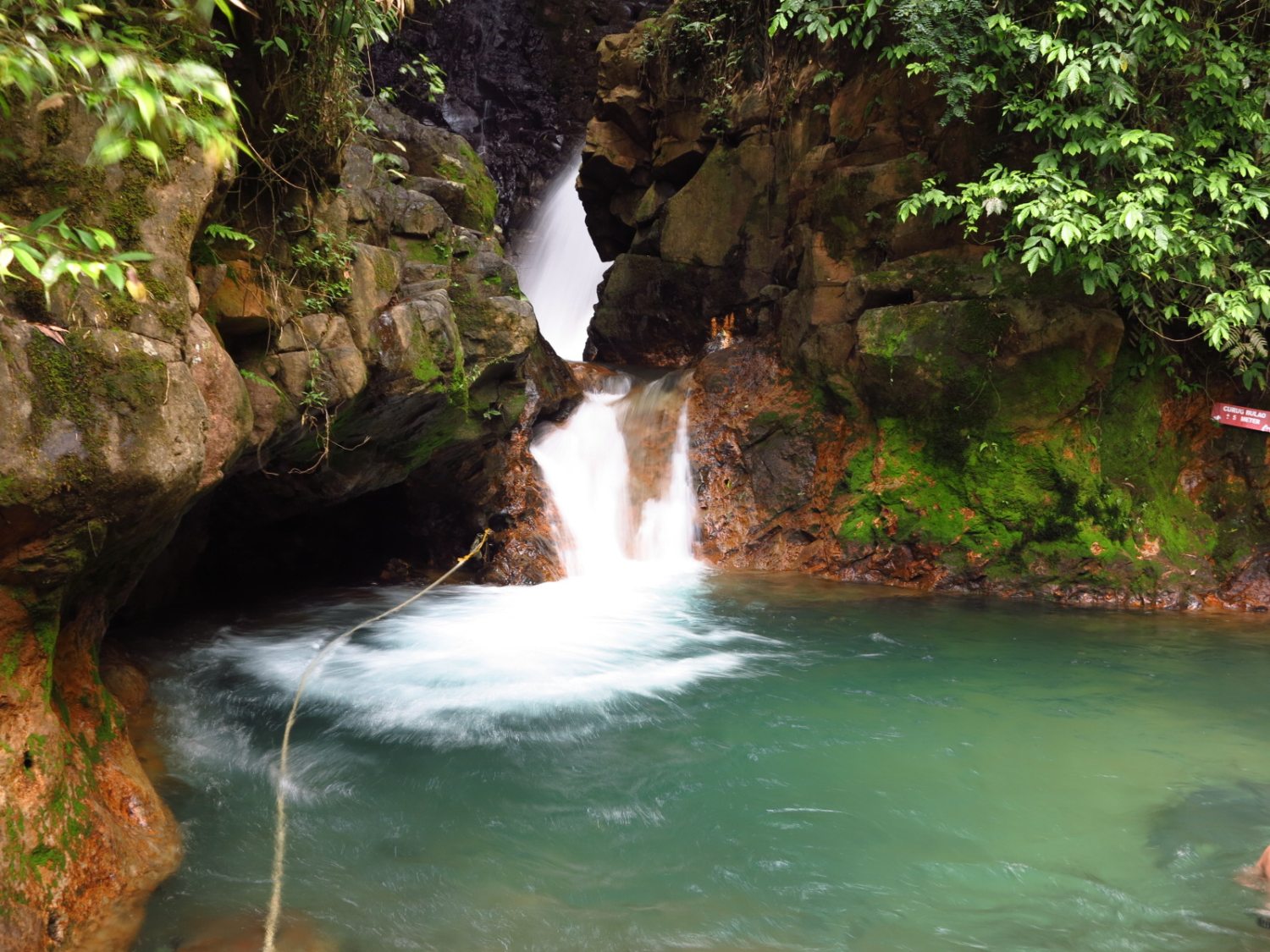 Curug Panjang dan Curug Bulao : Wisata Alternatif di Puncak Bogor