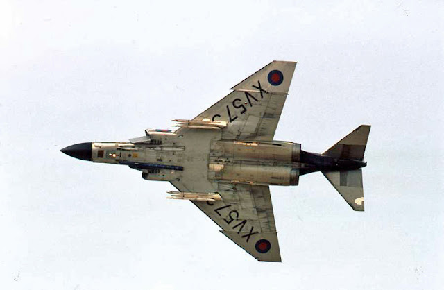 Jet & Prop by FalkeEins: British Phantoms - F-4 Phantom II in RAF & FAA ...