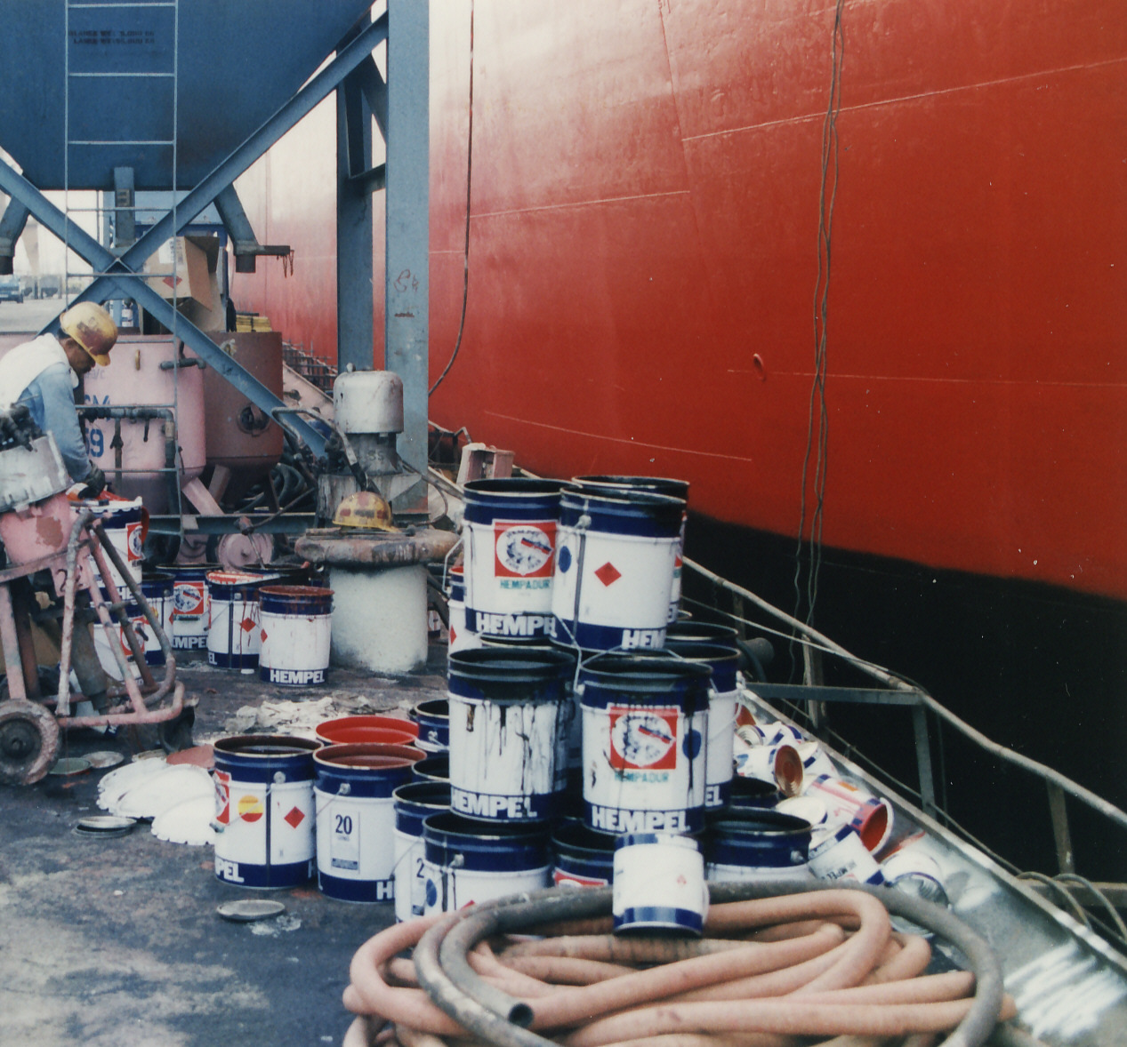 'ZIEN EN WETEN': SUNETTA M.S. SHELL TANKERS B.V. ( DEEL 4/3 )