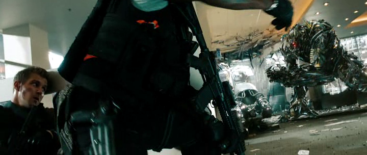 Josh Kelly (Transformers 3) | El Blog de la Jessi