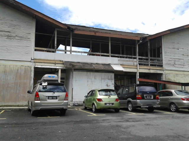 TAMAN ILHAMKU: SMA WILAYAH PERSEKUTUAN (kini SMAP LABU) sebuah NOSTALGIA