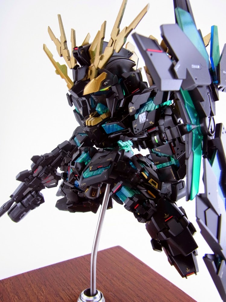 Custom Build: SD x HG Banshee Norn