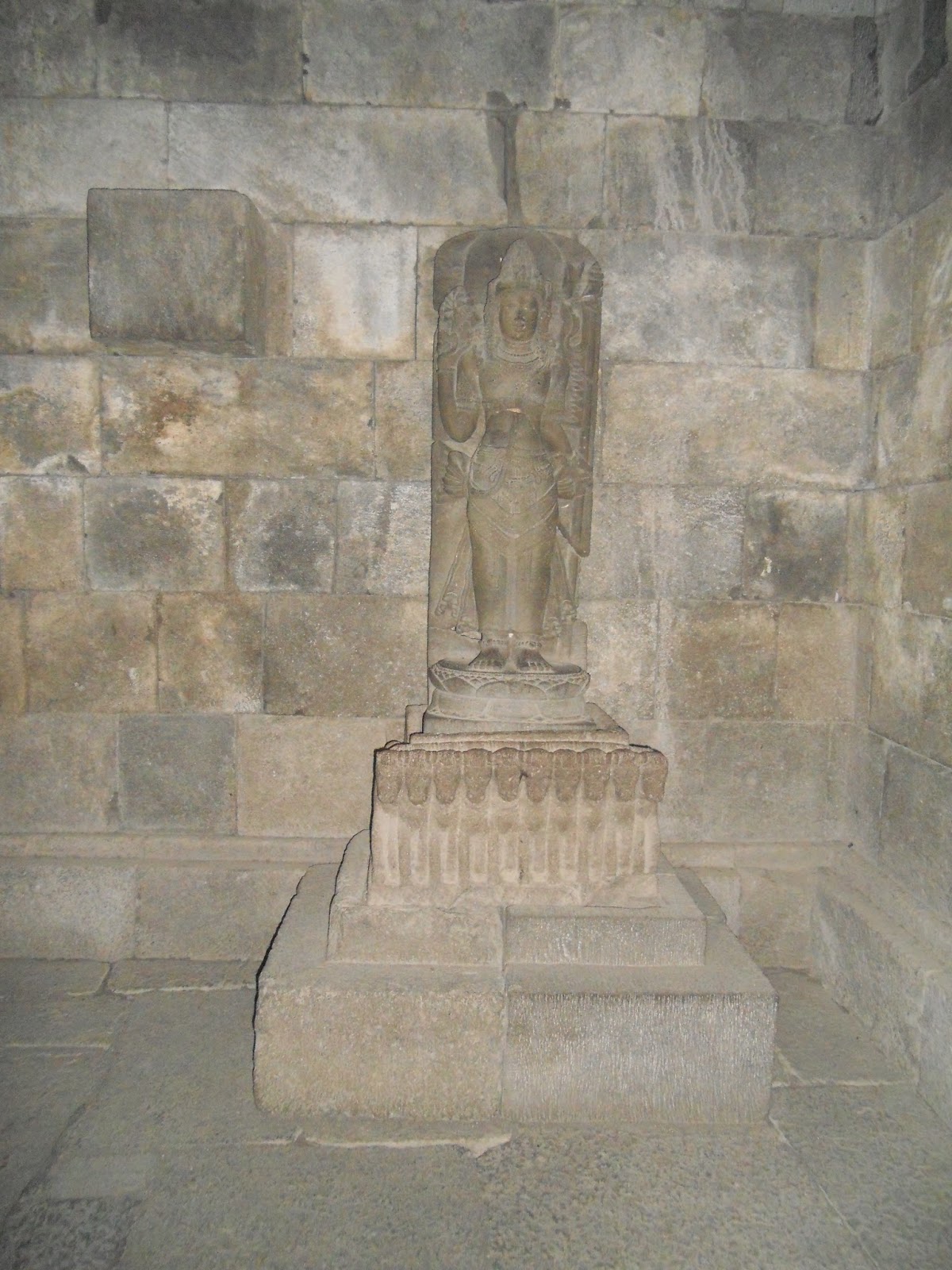 Menyaksikan Kisah Ramayana Di Relief Candi Prambanan
