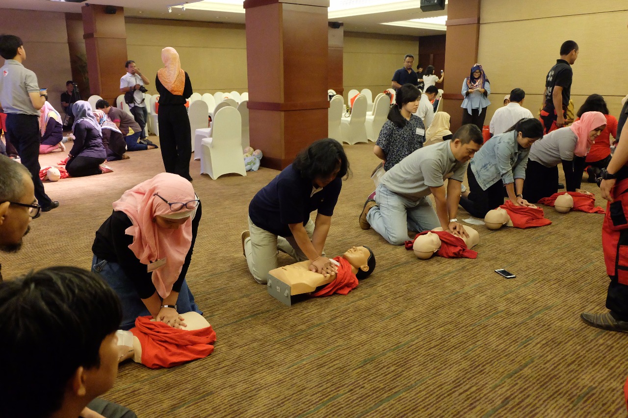 Apa itu CPR? Apa itu AED?