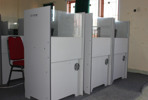 Petunjuk Pengoperasian Lab Bahasa Tipe AAC