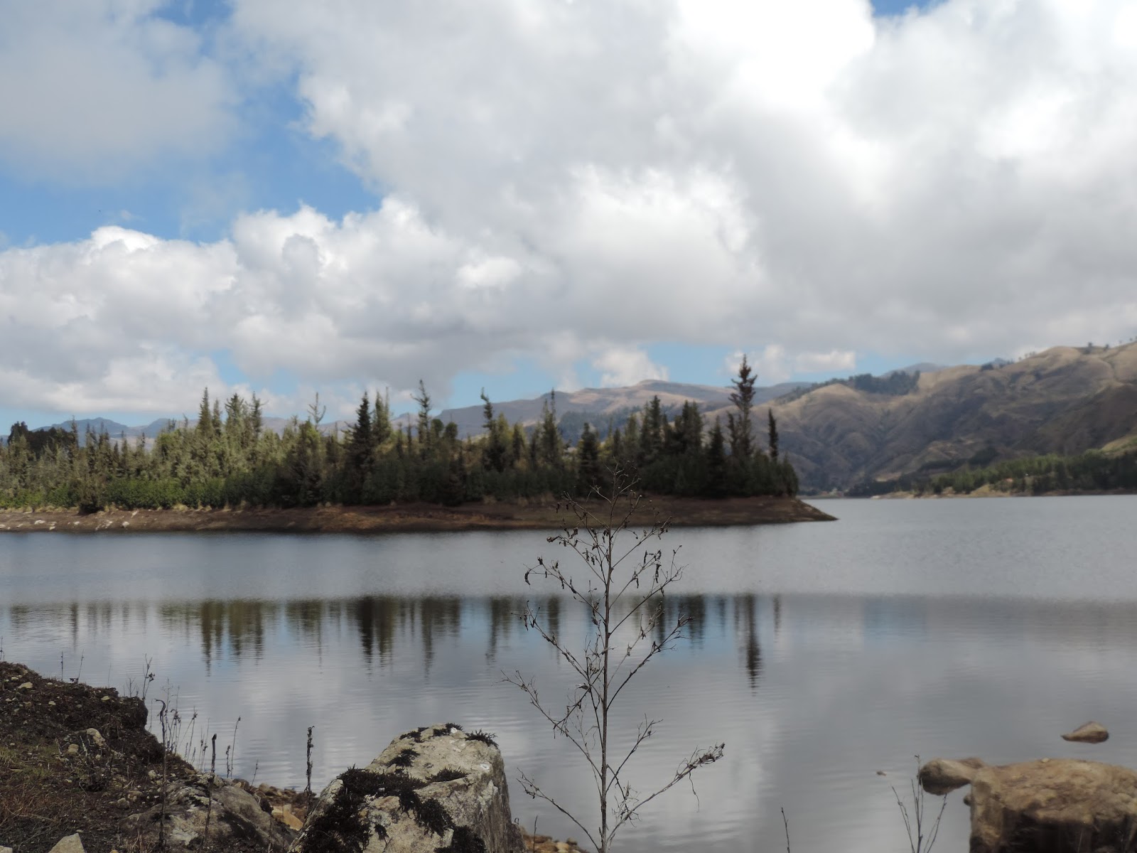 Mística laguna de Corani