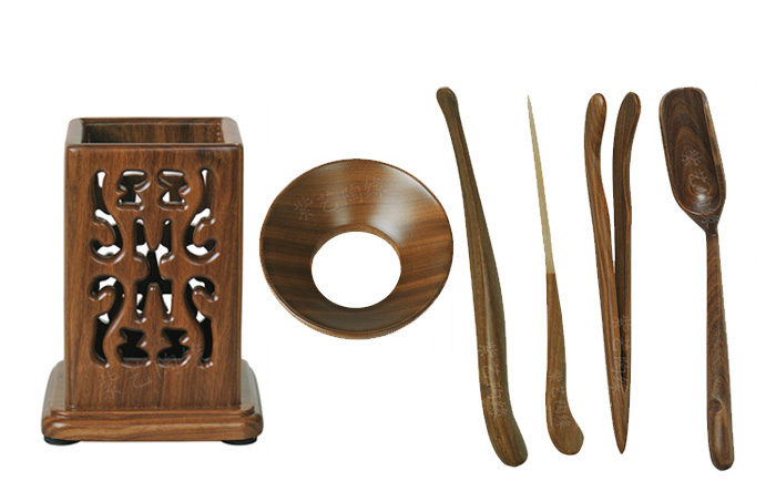The Tea Horse Caravan: Cha Dao Utensils