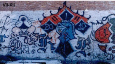 TROPICALIZER: Chicago gangs // murals