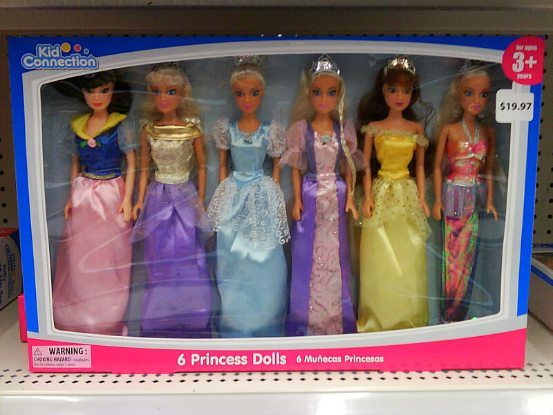 MSJ's Doll Pit: Kid Connection created the cloniest clone giftset ever.