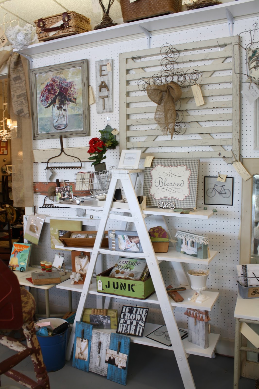 Coastal Charm: Another Look Before Fall Arrives