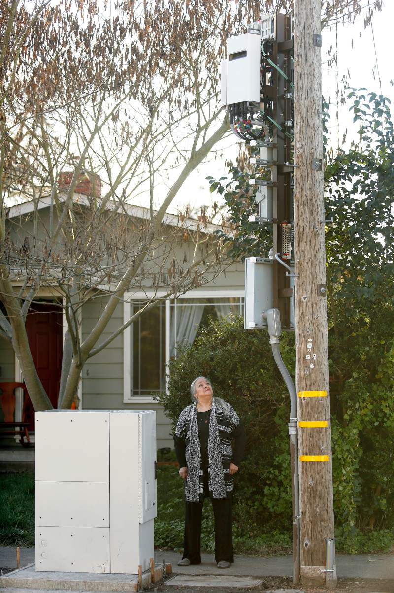 Small Cells ZTA Montgomery County: Mini Cell Towers In Front of Our ...