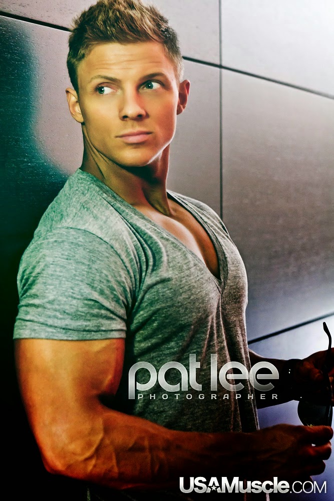 Bodybuilding Tips and Trick: Steve Cook's Big Man on Campus - Back and ...