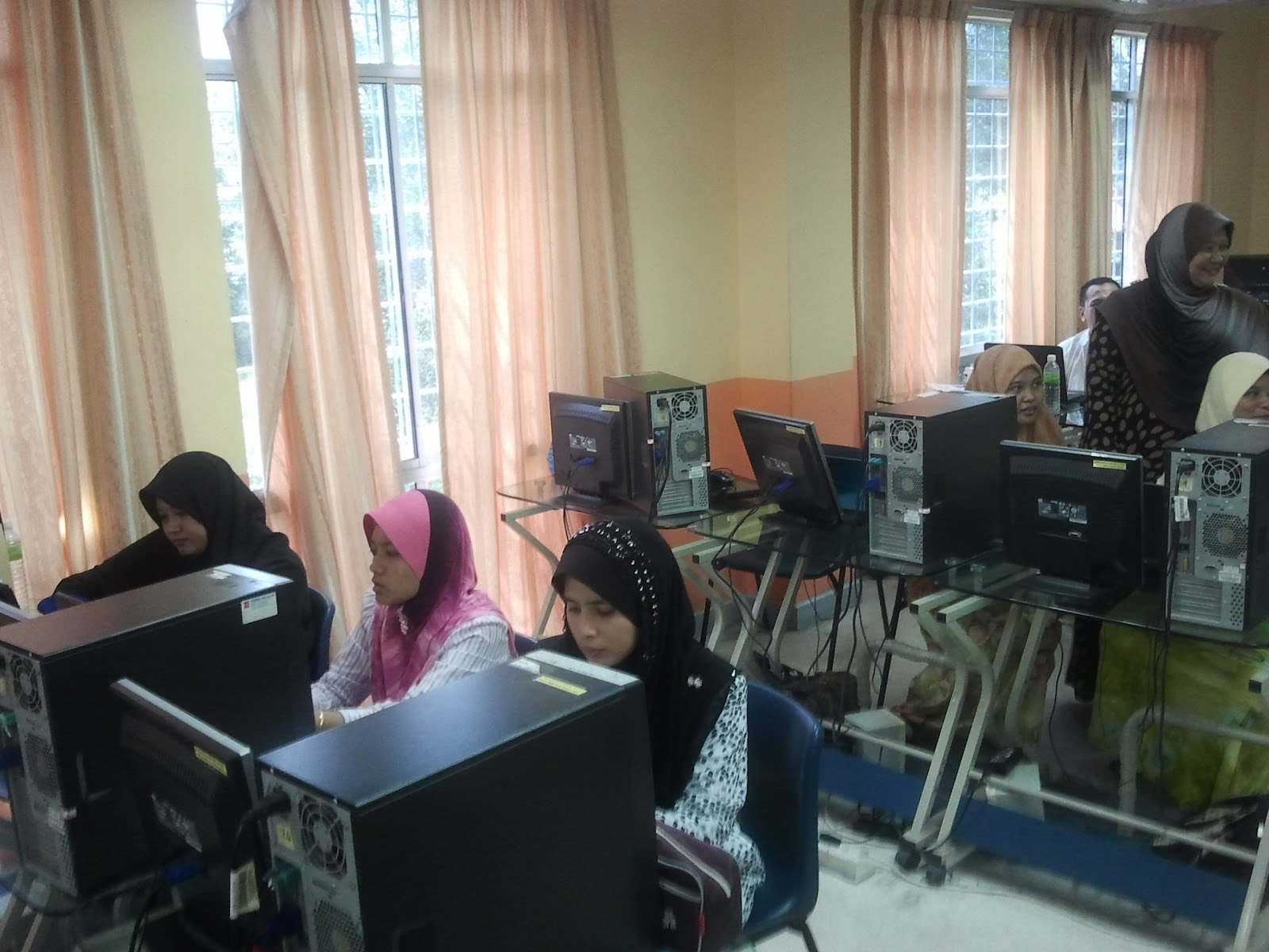 hardy boy: BENGKEL BLOG BERSAMA PARA PENDIDIK SMK TAWAU II