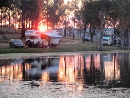 Robbiebago Adventures: Free Camping at Dululu, Weruma Dam & Claude ...