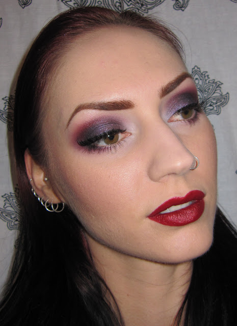 Glitter is my Crack: Purple and Red Makeup Look with Morgana Cryptoria